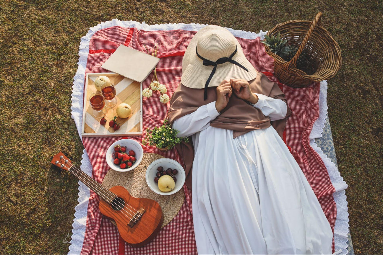 What is aesthetic and how to wear this style? - Mywanderstore